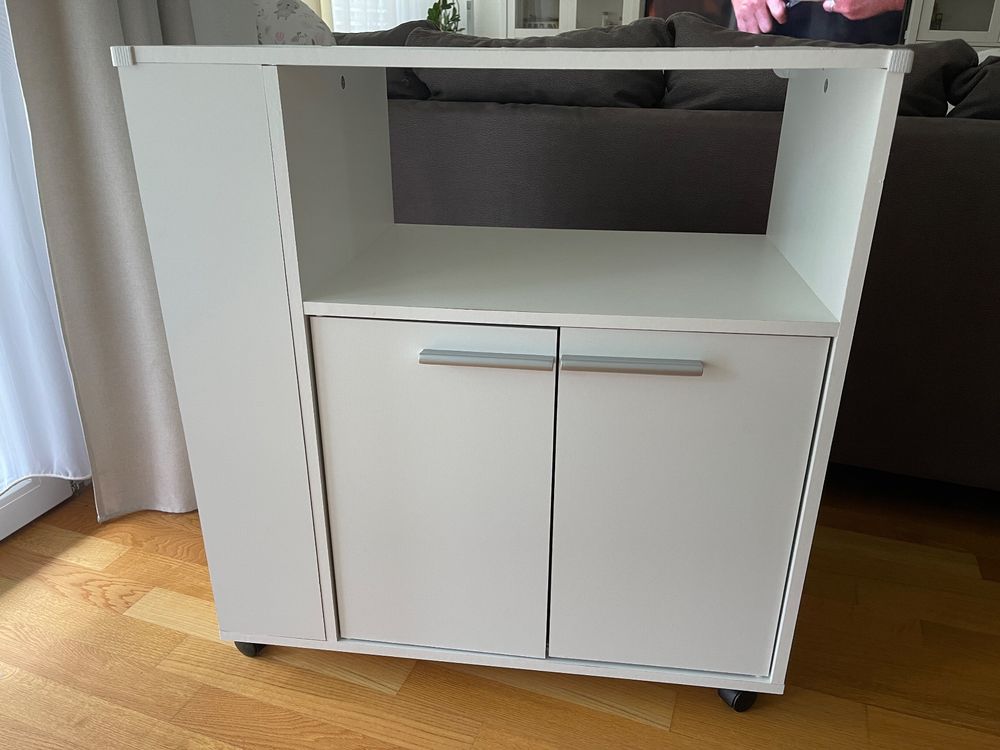 Service Tisch (Gebraucht) in für CHF 10 – nur Abholung auf Ricardo kaufen