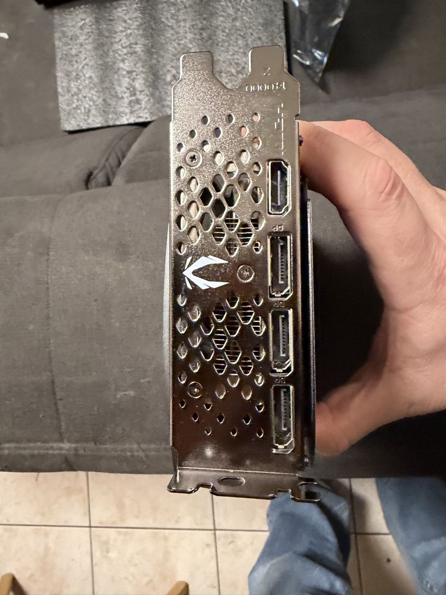 Carte graphique Zotac GeForce RTX 4060 Ti - comme neuf! (Neuf (Voir ...