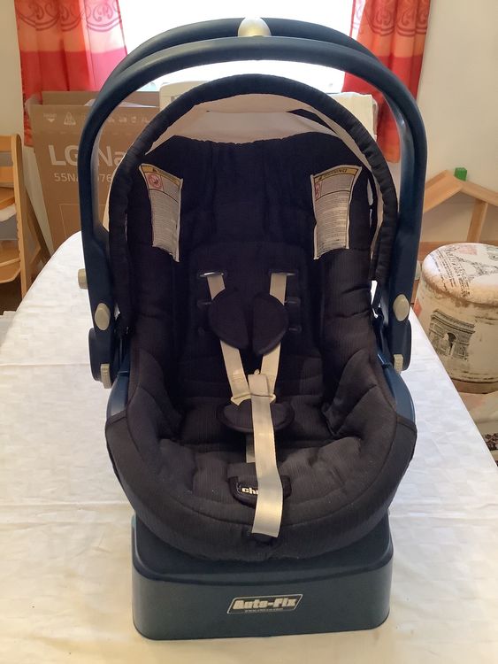 Auto Kindersitz Babyschale Chicco mit Autofix ab 1.- (Gebraucht) in ...