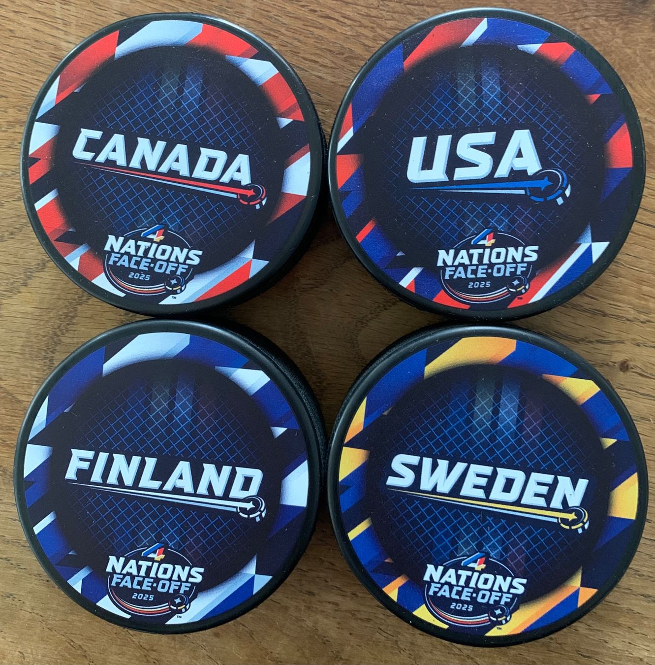 Puck / NHL / 4 Nations Face-Off 2025 | Acheter sur Ricardo