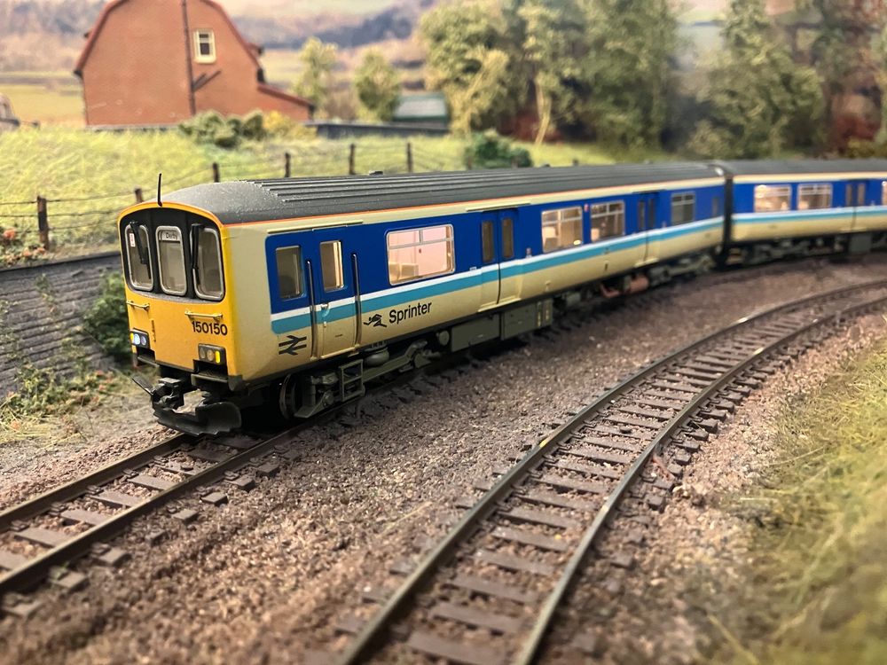 Bachmann Class 150 Britischer Triebwagen (32-928) Digital | Kaufen auf ...