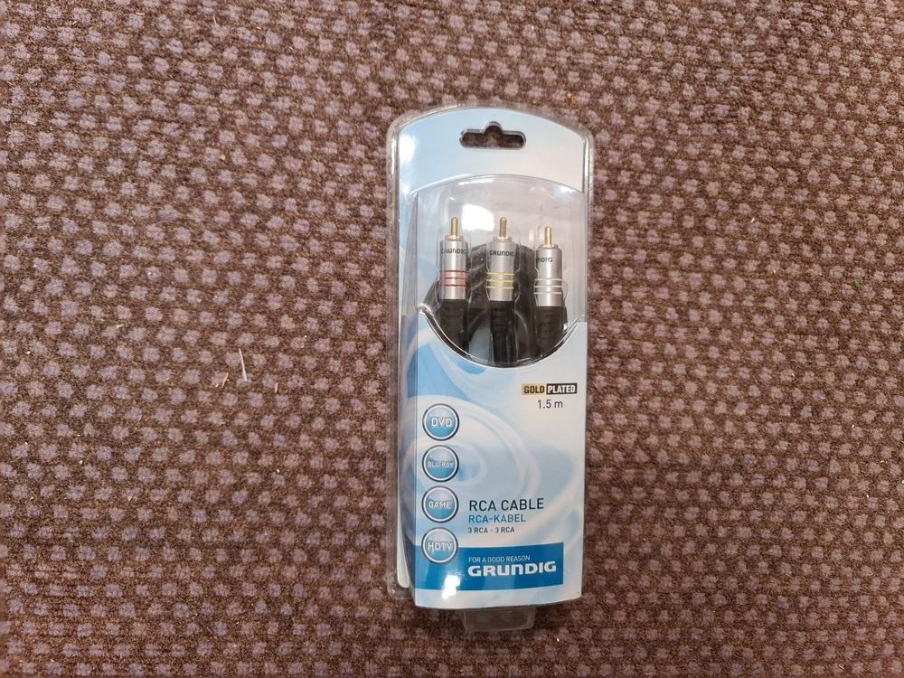 neues Grundig RCA bzw. Chinch Kabel schwarz 1,5m ab 1.- (Neu und originalverpackt) in KRINAU für ...