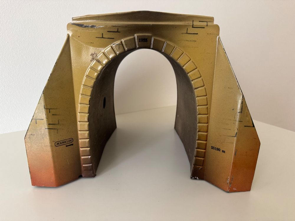 Märklin Blech-Tunnel, Spur 0 (Gebraucht) in Winterthur für CHF 15 – mit ...
