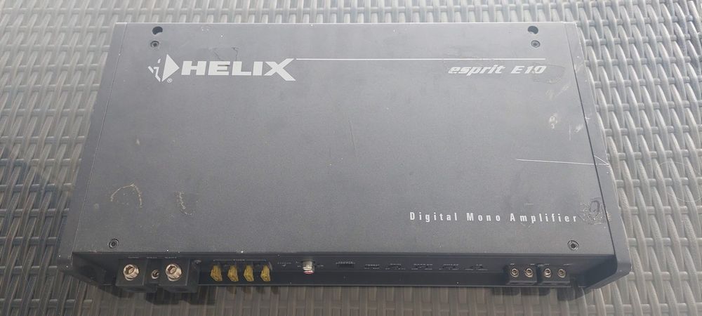 Helix Esprit E10 Digital Mono car subwoofer amplifier (Gebraucht) in ...