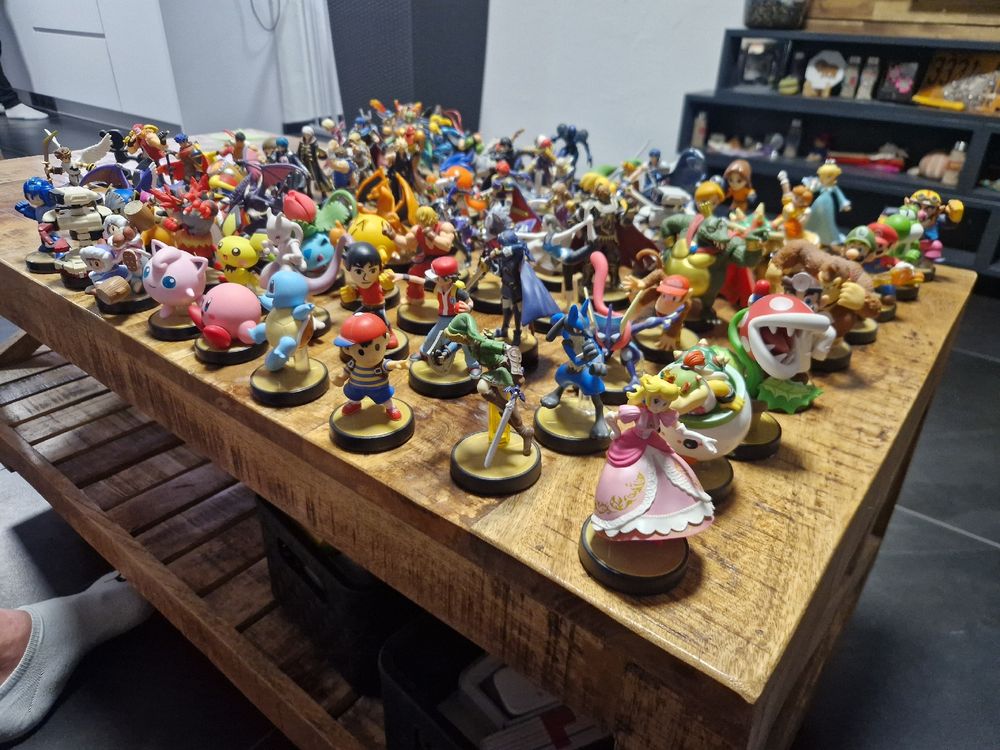 Amiibo Super Smash Bros. 90 Figuren Sammlung (Gebraucht) in Wettingen für CHF 399 – mit ...