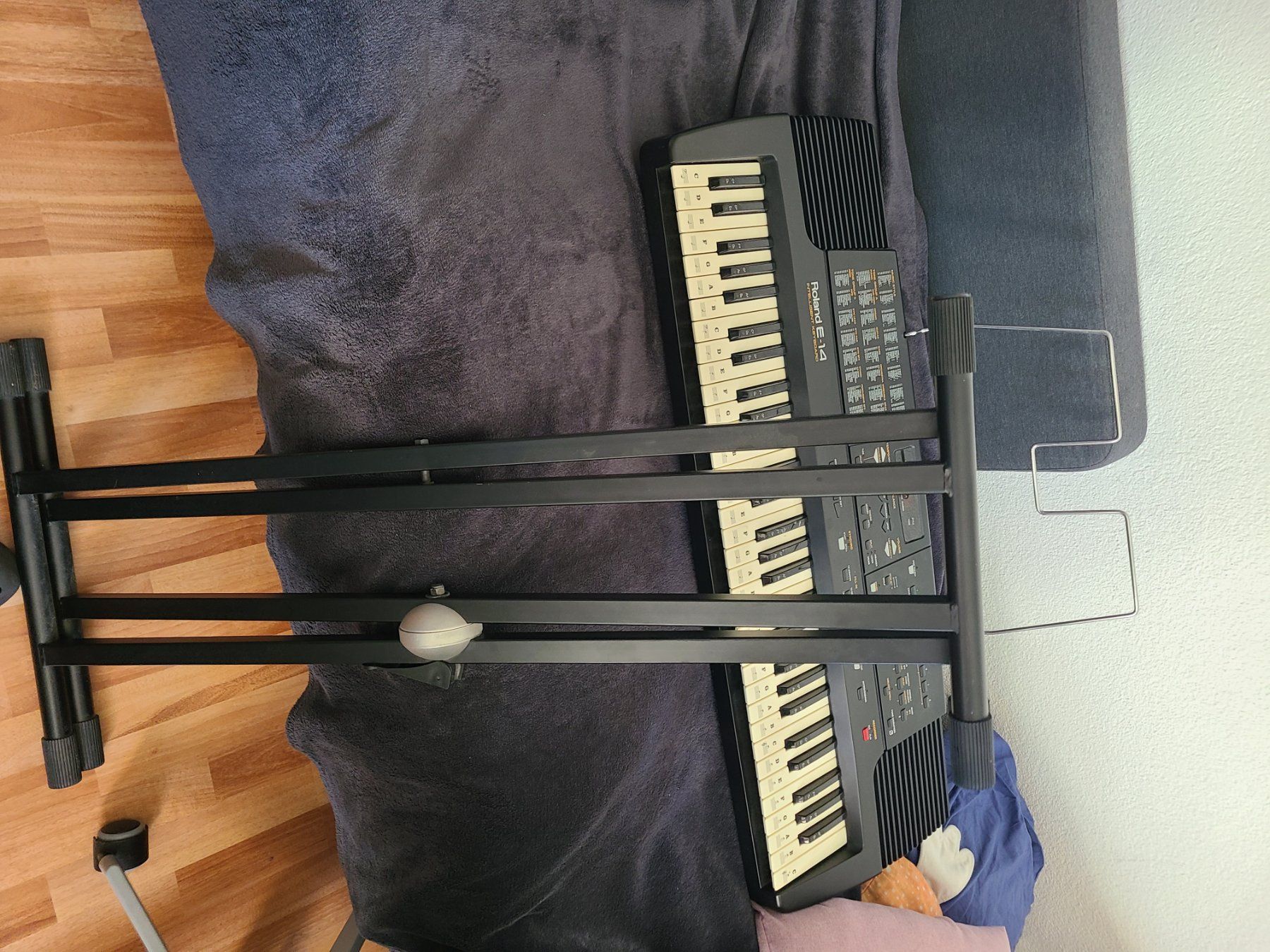 Roland E-14, Keyboard (Gebraucht) in Winterthur für CHF 25 – nur ...