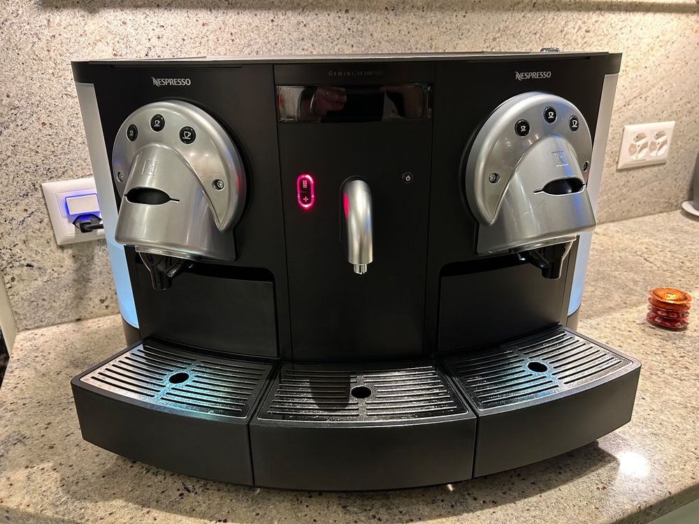 Nespresso Professional Gemini CS200 PRO (Gebraucht) in Dietikon für CHF ...