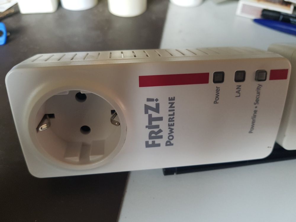 2x Fritz AVM Powerline adapter 546E und 2x 1220E (Gebraucht) in Echallens für CHF 44 – mit ...