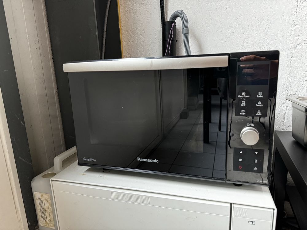 Panasonic NN-DF383B - Mikrowelle Backofen (Gebraucht) in Ermatingen für ...