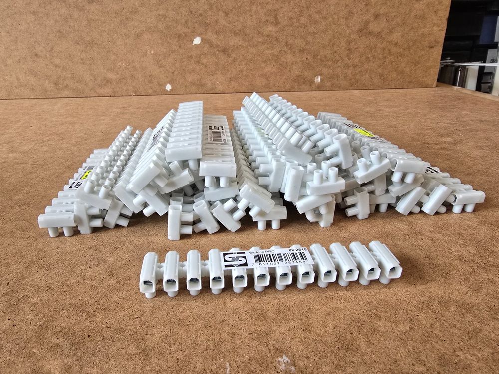 Posten diverser Steffen Lüsterklemmen in weiss ab 1.- (Neu (gemäss ...