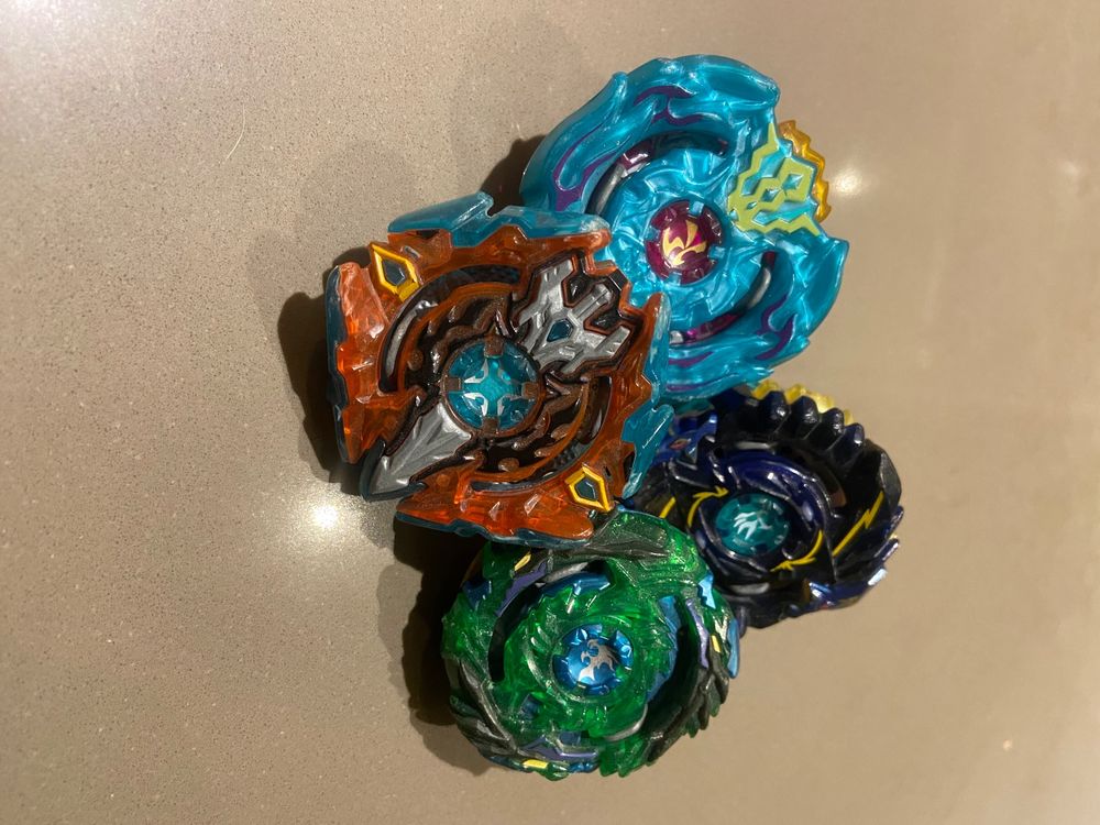 4 Beyblades von Beyblade Burst Evolution (Gebraucht) in Sursee für CHF ...