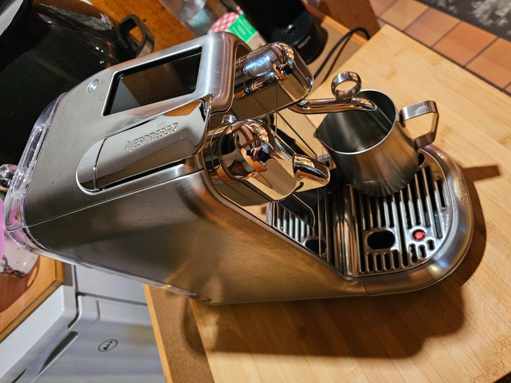 Nespresso Creatista Pro | Kaufen auf Ricardo