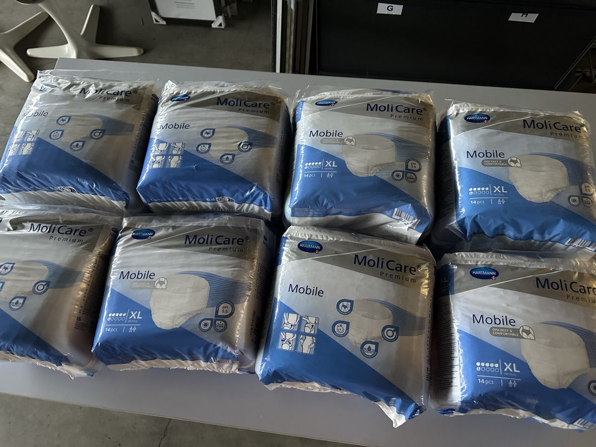 8 Packungen Moli Care XL ab 100.- (Neu und originalverpackt) in ...