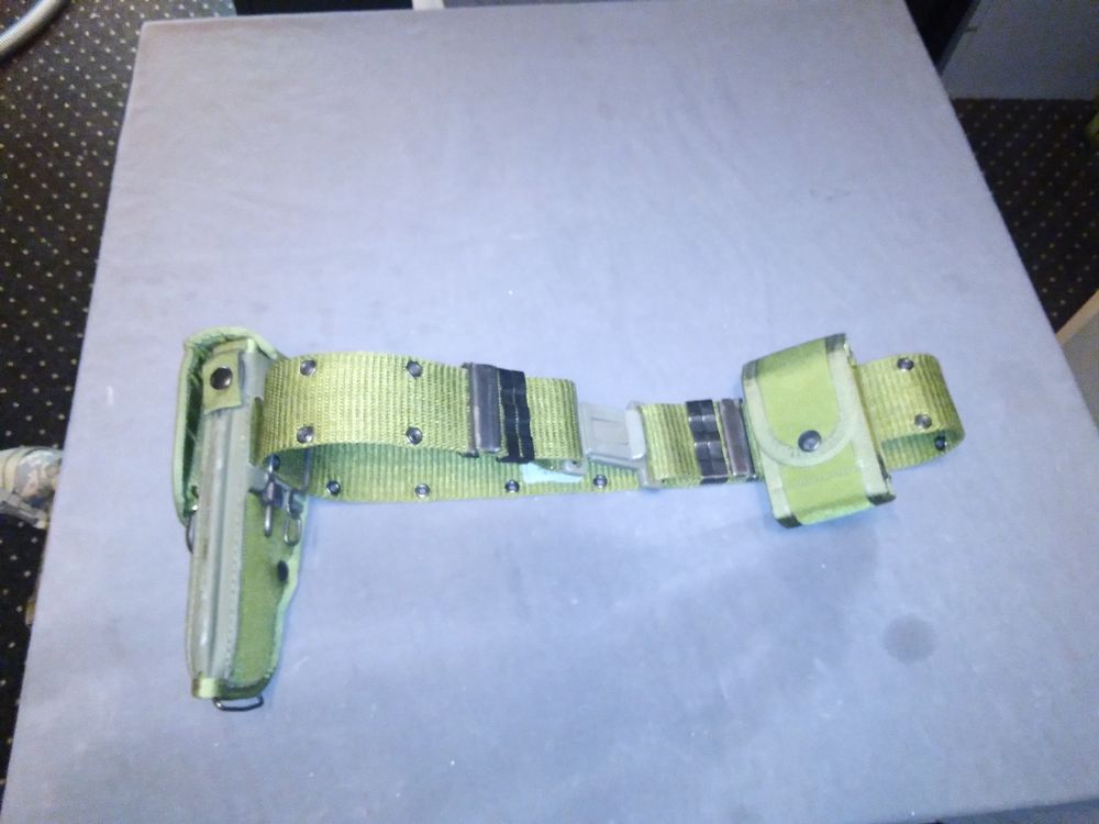U.S. Army Pistol Belt LC2 mit Holster (Neu (gemäss Beschreibung)) in ...