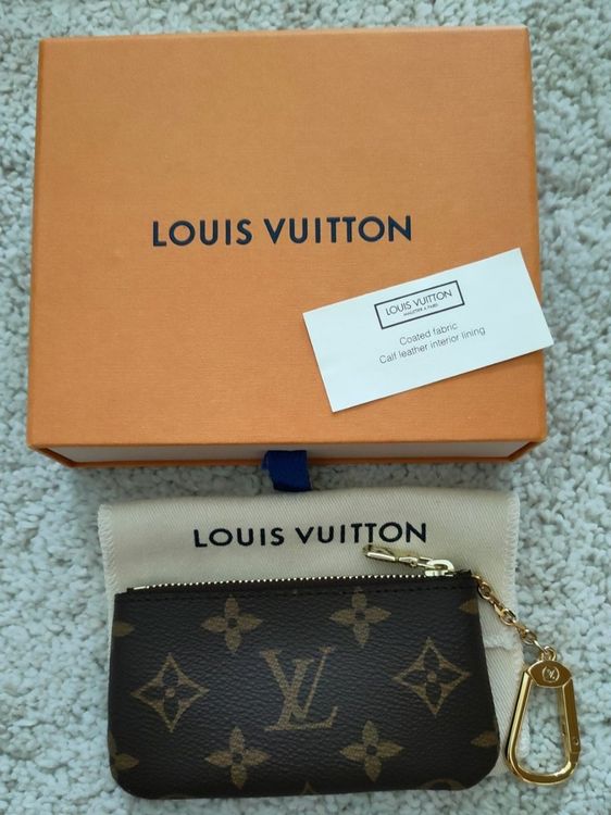 Louis Vuitton Key Pouch Monogram (Neu und originalverpackt) in Zürich ...
