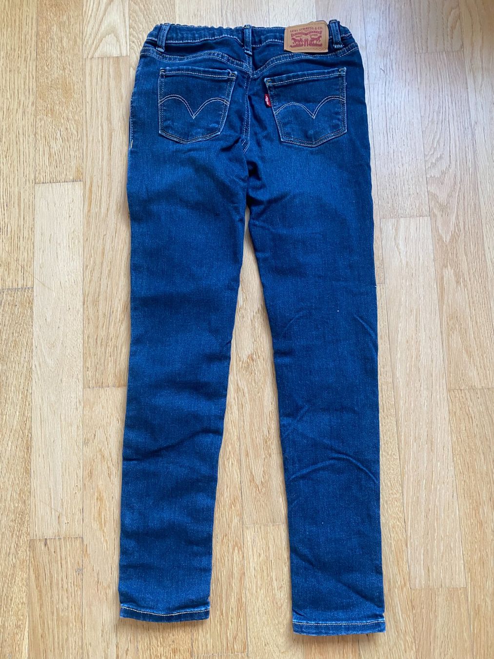 Levi's Kinderjeans - 10R oder 140 (Gebraucht) in Zürich für CHF 20 – mit Lieferung auf Ricardo ...