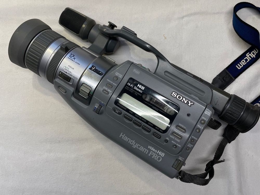 Sony Video Hi8 Handycam PRO CCD-VX1E | Kaufen auf Ricardo