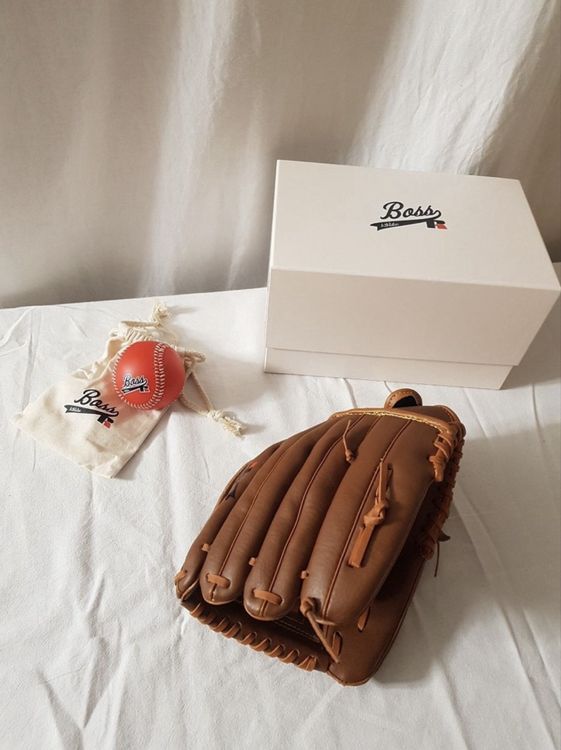 Baseball + glove BOSS x RUSSELL ATHLETIC (Neu (gemäss Beschreibung)) in ...