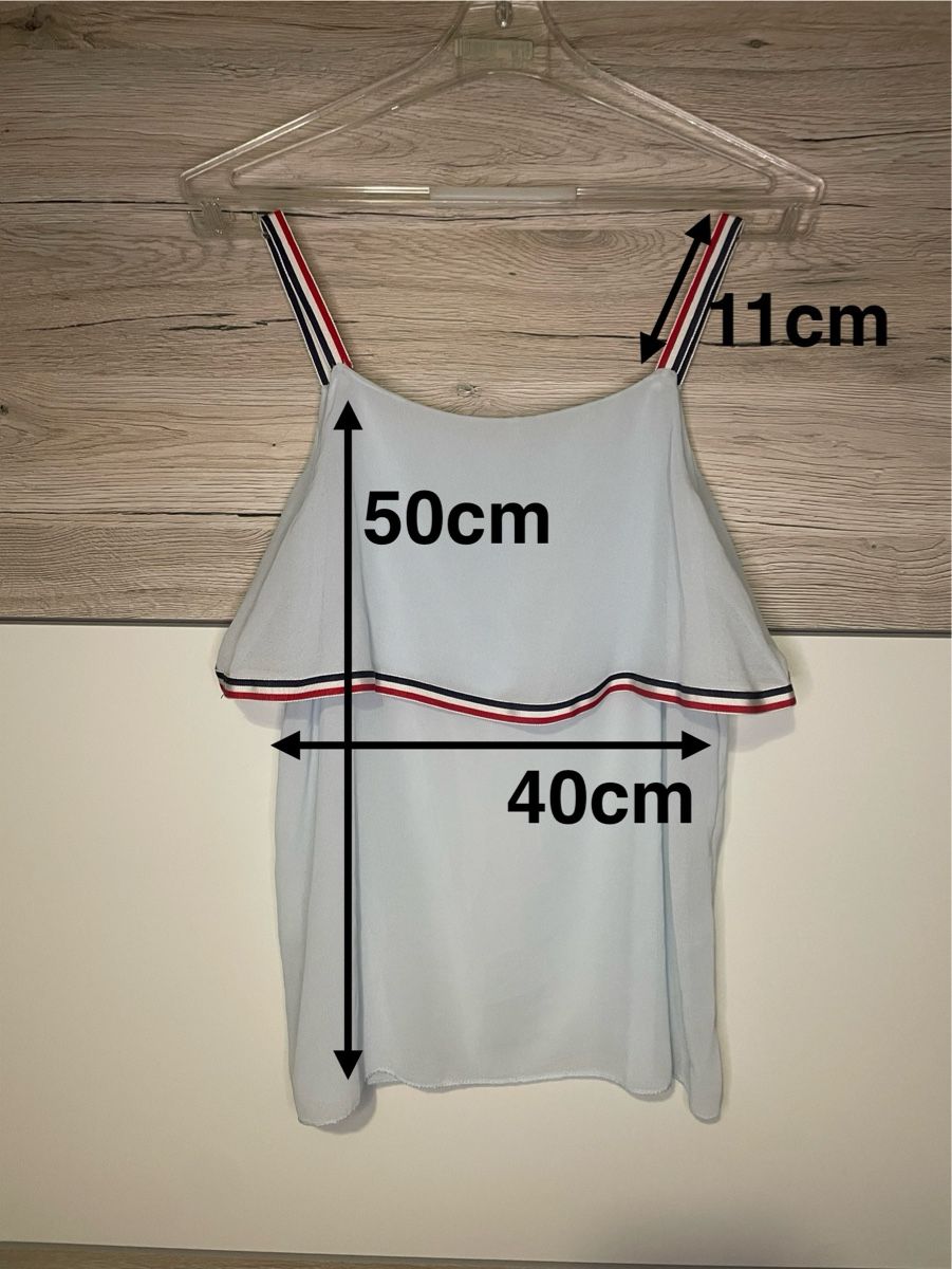Haut bleu ciel - Style Fashion - taille 5 (S/M) (D'occasion) à Montreux ...