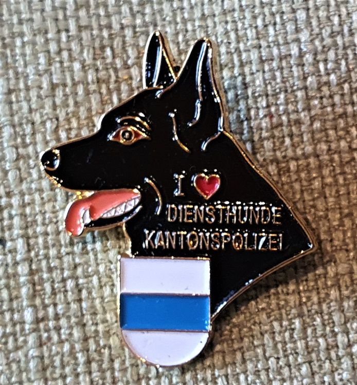L095 Pin I Like Diensthunde Kantonspolizei Zug (Gebraucht) in Reinach BL für CHF 2 – mit ...