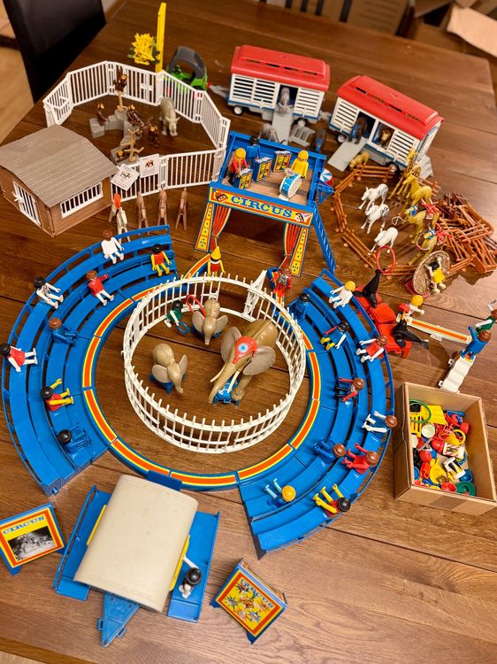 Playmobil XXL Zirkus / Zoo Set (Gebraucht) in Zürich für CHF 51 – mit ...