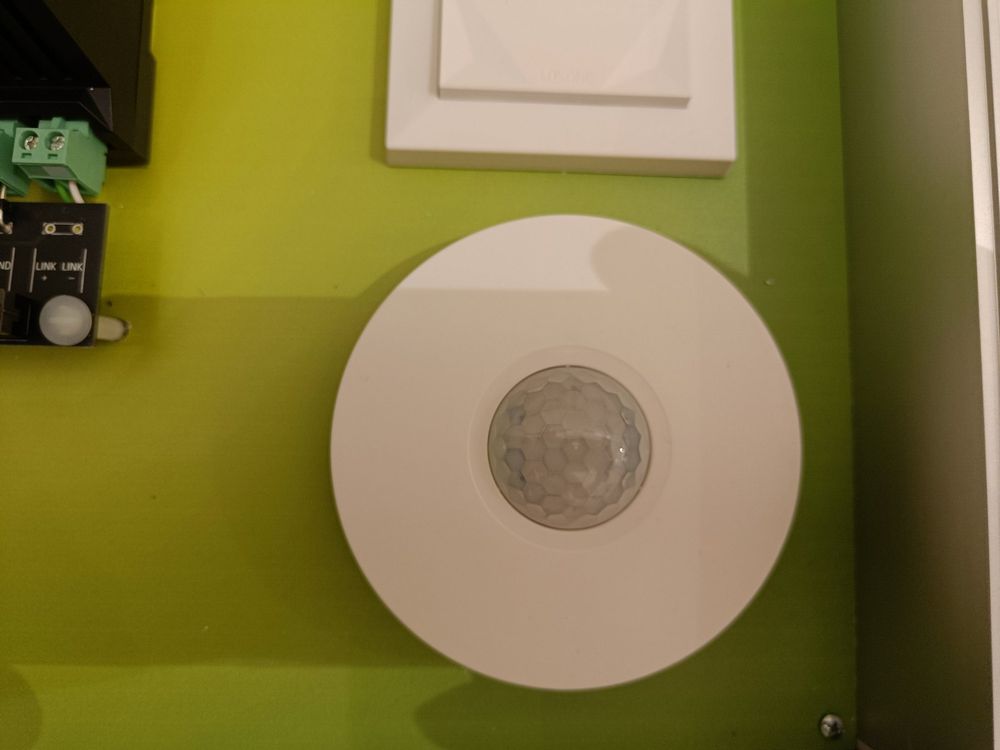 Loxone Musterkoffer Tree / Loxone Demo Case (Gebraucht) in Gretzenbach ...