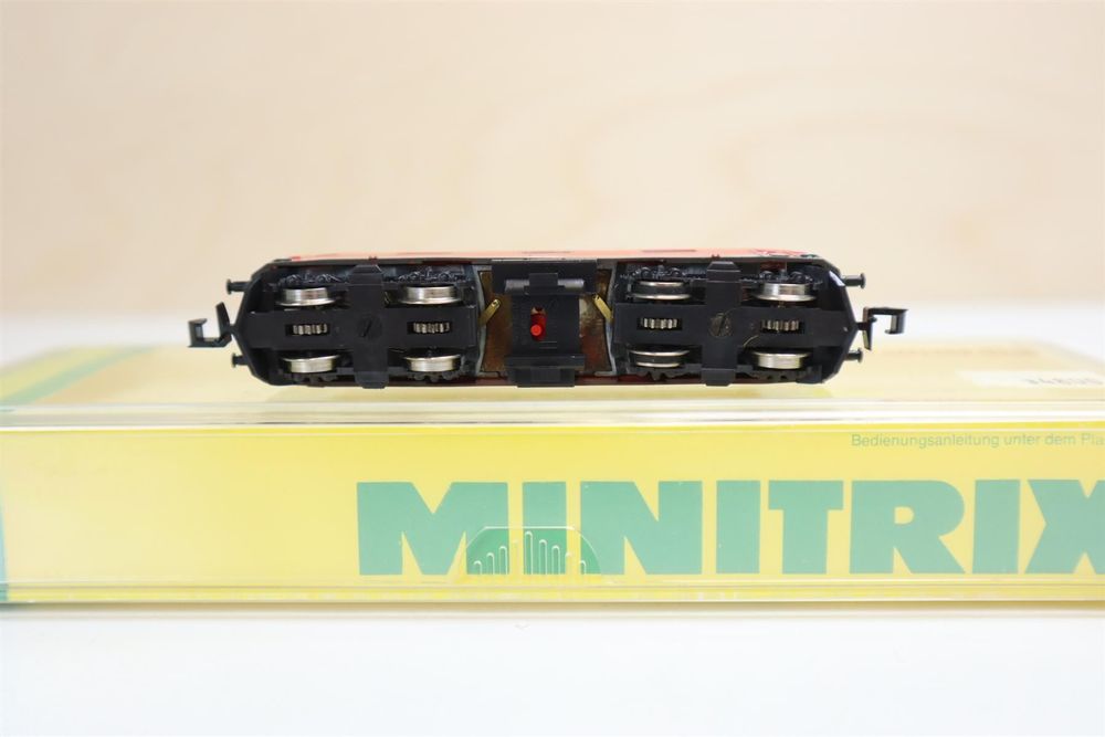 Minitrix SBB Re 4/4 E-Lok 12977 Digital (Gebraucht) in Winterthur für ...