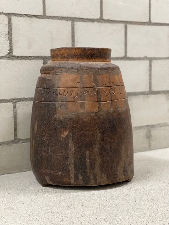 Antiker Blumentopf aus Holz; für Pflanzen oder hohes Gesteck | Kaufen ...