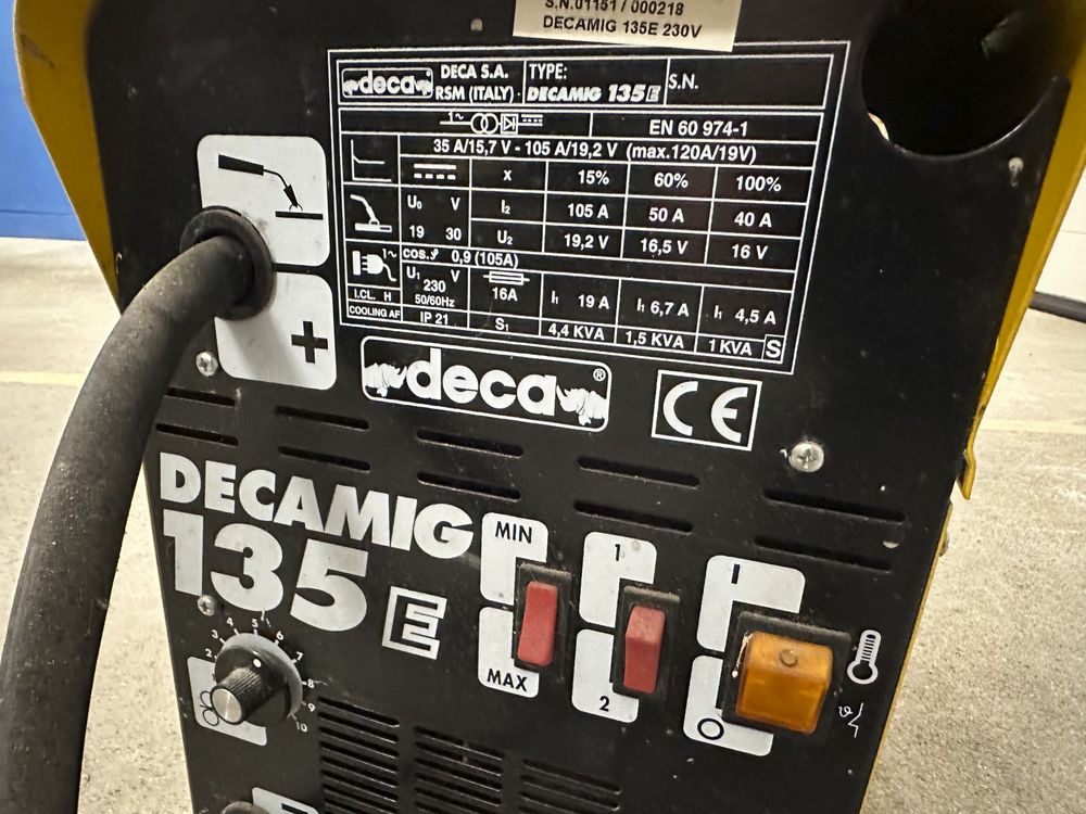MIG-MAG Schweißgerät DECAMIG 135E (mit Zubehör und Flaschen) (Gebraucht) in Kestenholz für CHF ...