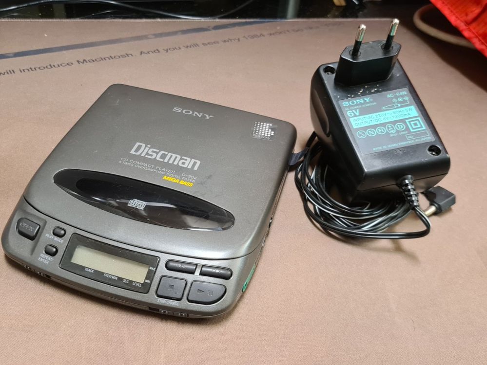 Sony Discman D202 Personal CD Player avec alimentation (Gebraucht) in Domdidier für CHF 25 – mit ...