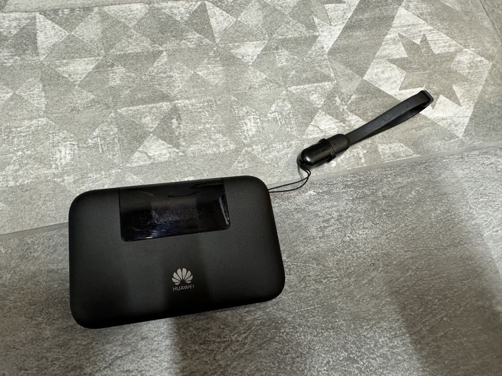Huawei E5770 Mobile WiFi Hotspot (Gebraucht) in Andelfingen für CHF 20 – mit Lieferung auf ...