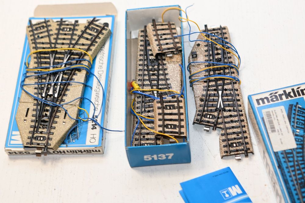 Märklin M Weichen mit OVP gem Fotos (Gebraucht) in Laupen ZH für CHF 26 – mit Lieferung auf ...