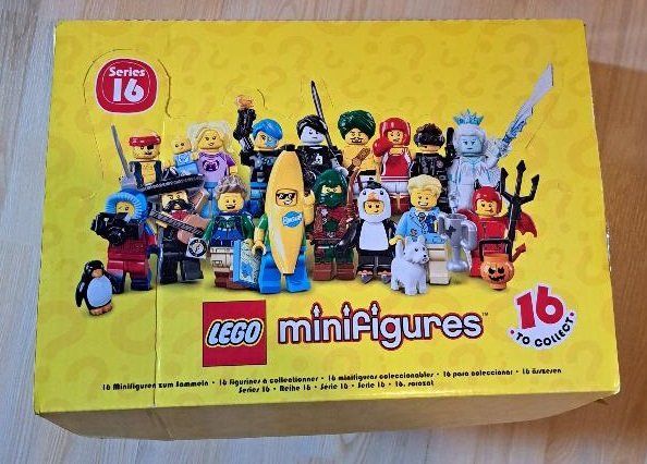 Lego Serie 16 - Neu & OVP Plastiktüten / Säckli / 57 Figuren | Kaufen ...