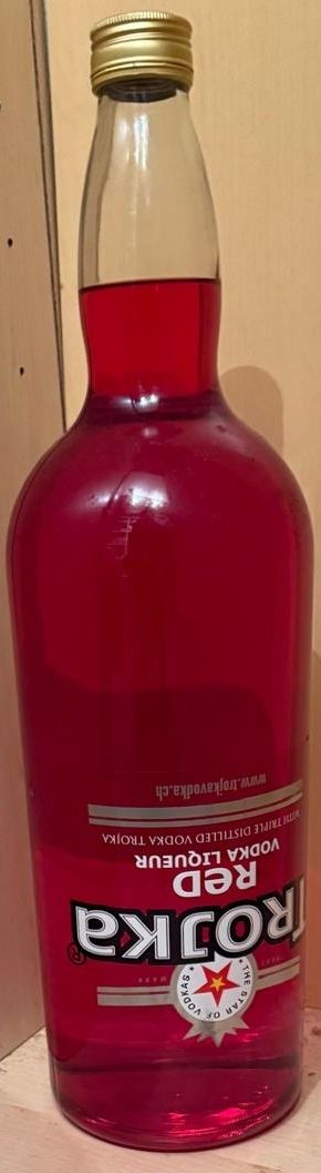 Trojka Red Vodka - Der perfekte Drink 455cl (Neu und originalverpackt ...