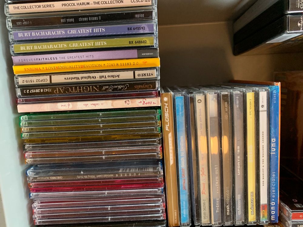 CD/DVD Sammlung (Gebraucht) in Brütten für CHF 20 – nur Abholung auf ...