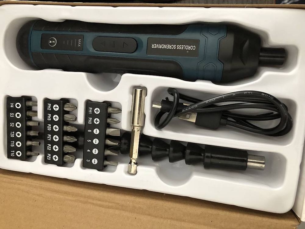 Akku-Schrauber - Neu (Gebraucht) in Fällanden für CHF 20 – mit ...