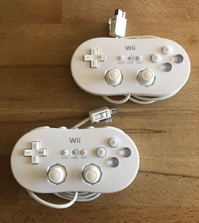 2 originale Nintendo Wii Classic Controller RVL-005 | Kaufen auf Ricardo