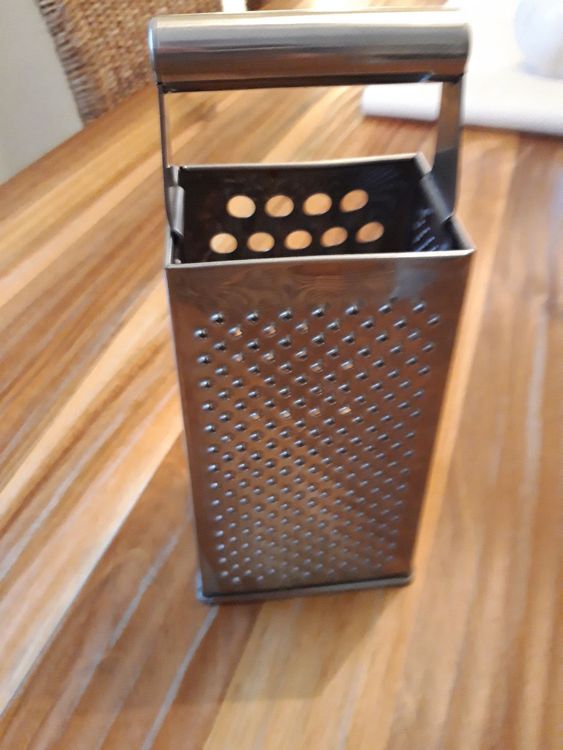 Raffel (Neu (gemäss Beschreibung)) in Maur für CHF 5 – nur Abholung auf ...