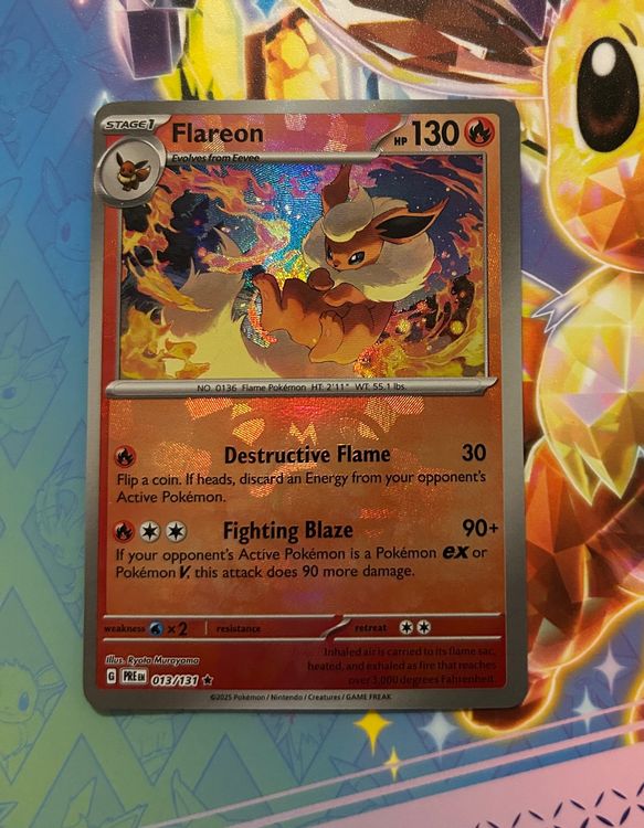 MASTERBALL holo Flareon 013/131 Prismatic Evolutions SV8.5 (Neu (gemäss ...