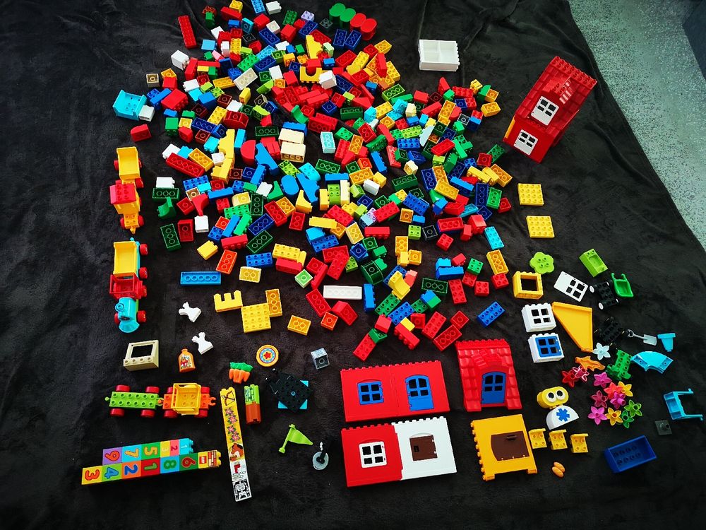 (L99) 5.5 kg Lego Duplo Bausteine, Grundsteine (Gebraucht) in Sevelen für CHF 99 – mit Lieferung ...