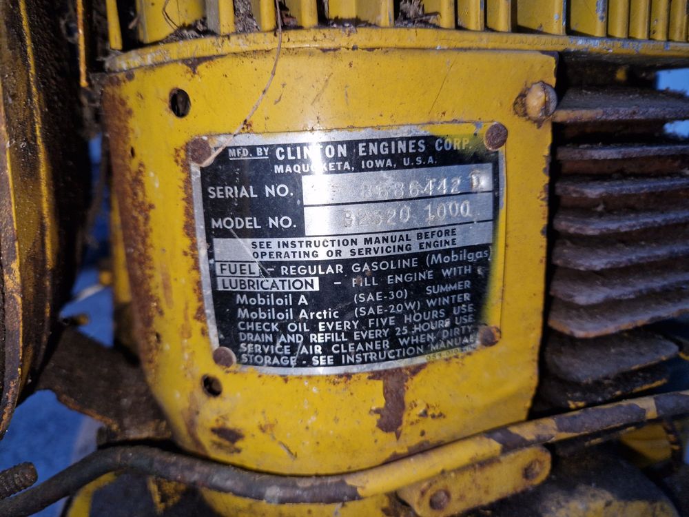 Alter Benzinmotor (Gebraucht) in für CHF 20 – nur Abholung auf Ricardo ...