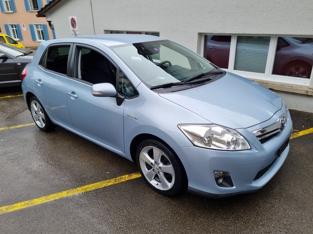 Toyota Auris 1.8 HSD linea sol | Kaufen auf Ricardo