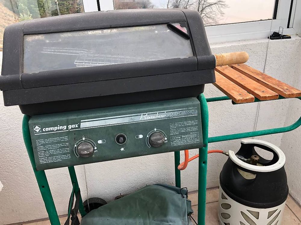 Camping Gas Grill (Gebraucht) in Ennetbürgen für CHF 65 – nur Abholung auf Ricardo kaufen