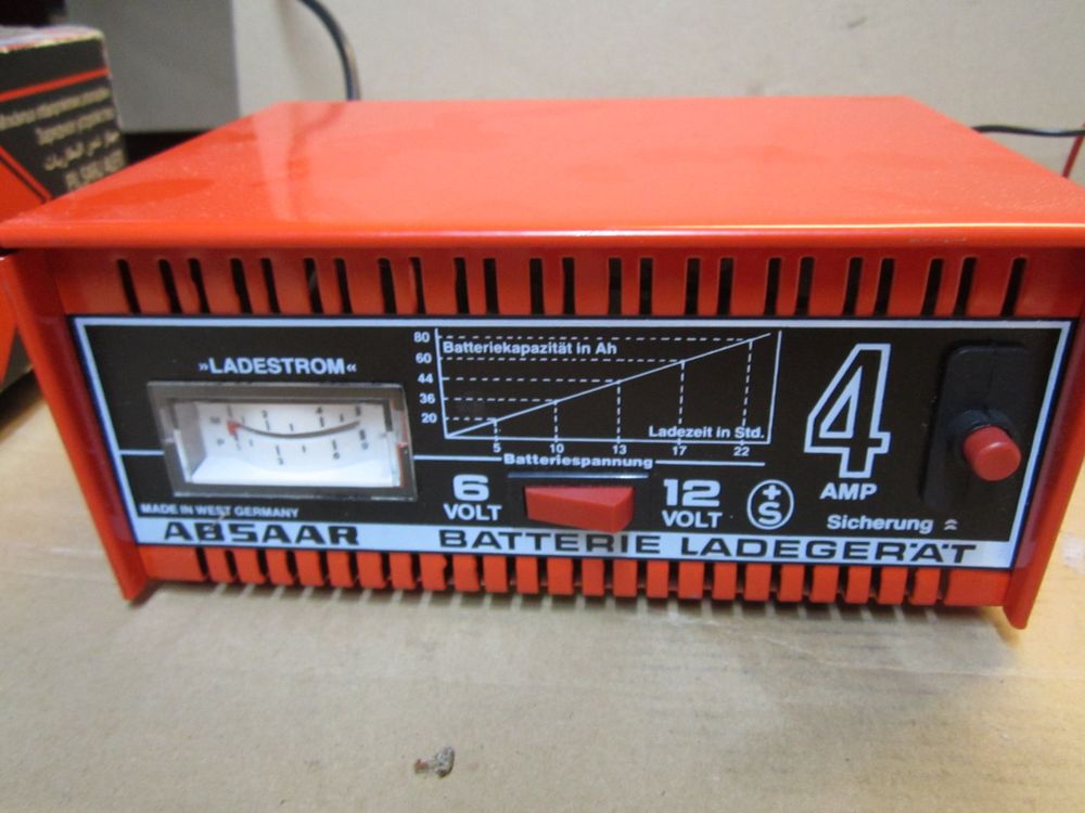 Batterie-Ladegerät 6 / 12 Volt Absaar Made in Germany (Gebraucht) in ...