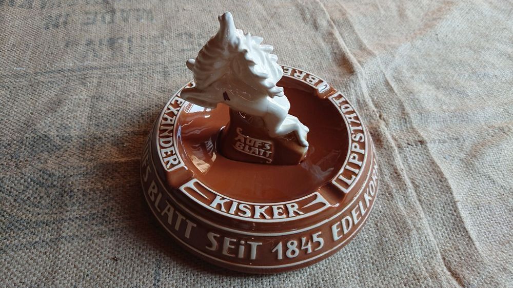 Brennerei KISKER Aschenbecher HIRSCH Stammtisch Figur (Gebraucht) in ...