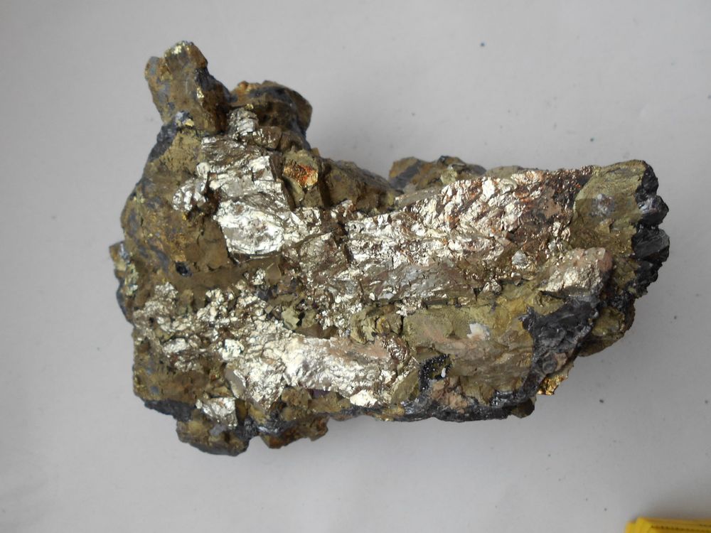 Pyrit aus Peru, spezielle Farbe, ca. 374 gr. Sammerstück (Neu (gemäss ...