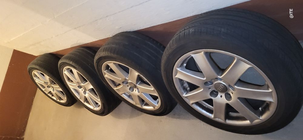 Verkaufe einen Satz Original Audi Alufelgen mit Sommerreifen | Kaufen ...