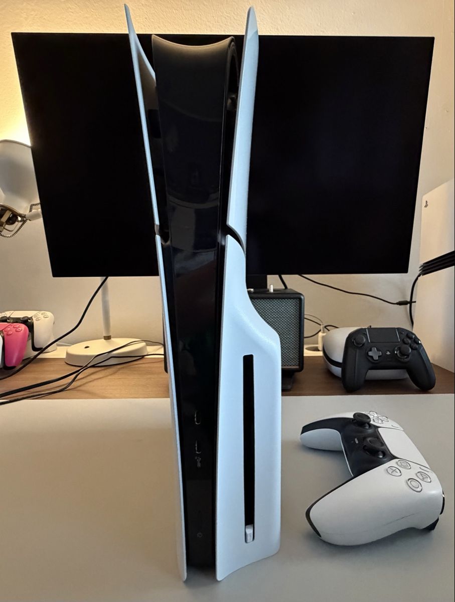 Ps5 Slim Disc Edition (Neu (gemäss Beschreibung)) in Zürich für CHF 280 ...