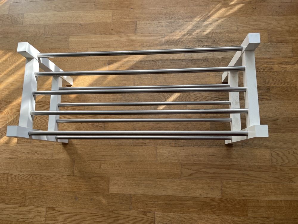 White shoe rack with stainless steel rods | Kaufen auf Ricardo