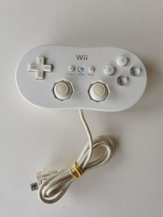 Wii - Classic Controller (Gebraucht) in Lenzburg für CHF 19.9 – mit ...